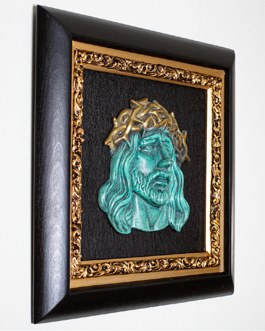 Cristo relieve verde – Don Sabas